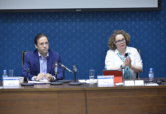 Dr. Amal Ghazal at the Weekly Seminar